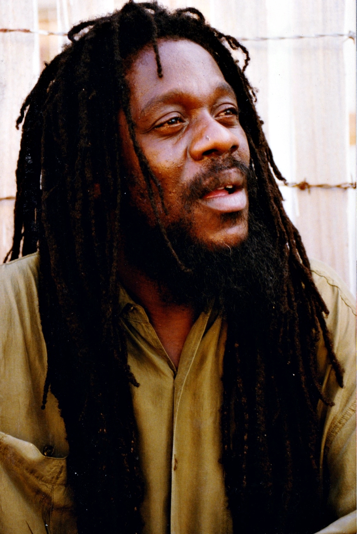EXCLUSIVE! Never-before-seen photos of Dennis Brown – LEGENDARY REGGAE